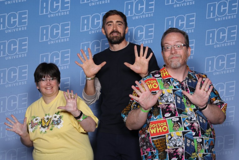 Our Ace Comic Con Midwest 2018 Photos « Midlife Crisis Crossover!