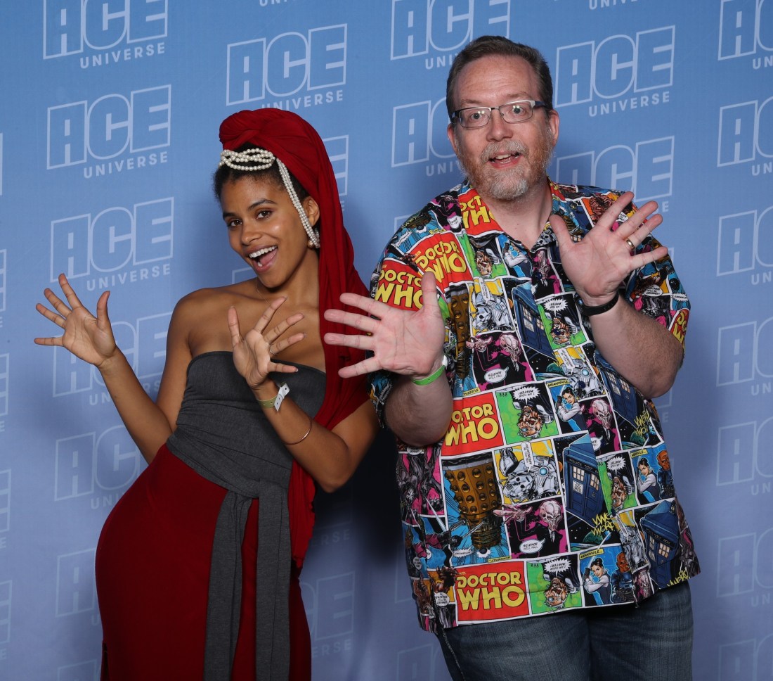 Our Ace Comic Con Midwest 2018 Photos « Midlife Crisis Crossover!